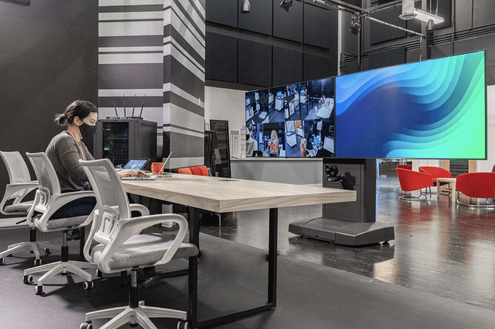 Ericsson focuses on vRAN with hybrid physical/virtual Open Lab