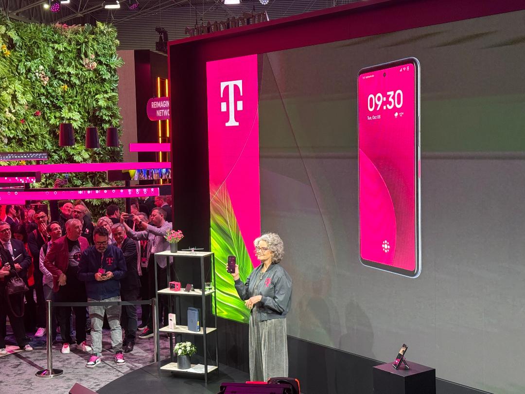 Deutsche Telekom showcases AI innovations at MWC 2025
